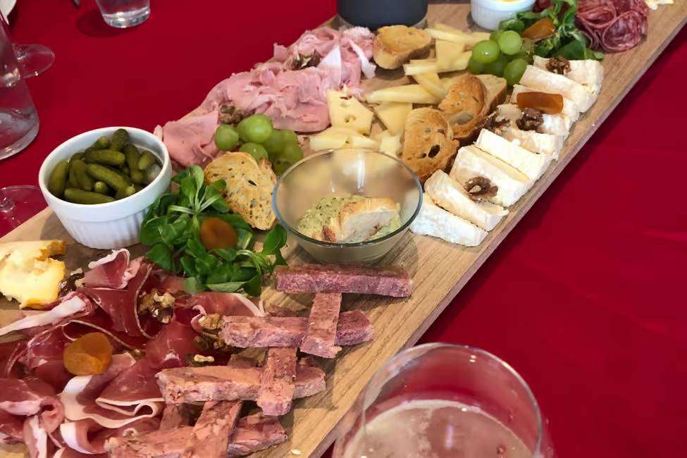 Chablis Day Trip From Paris Including 8 Tastings & Lunch